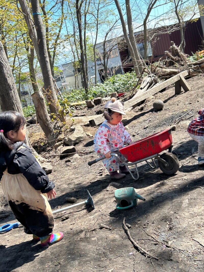 園について - TOMIOKA NINNIN DAY CARE